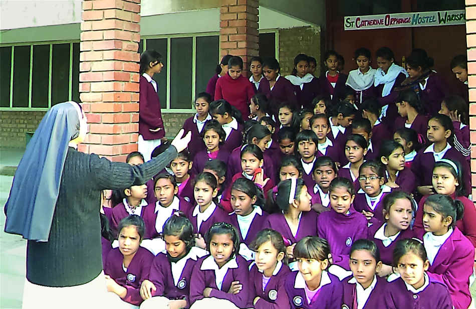 Helping Orphans | Messenger of Saint Anthony